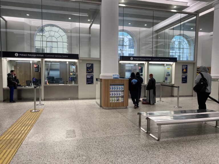 【NZ交通】オークランドの交通ICカード『AT HOPカード』の利用方法 – HEY!!!